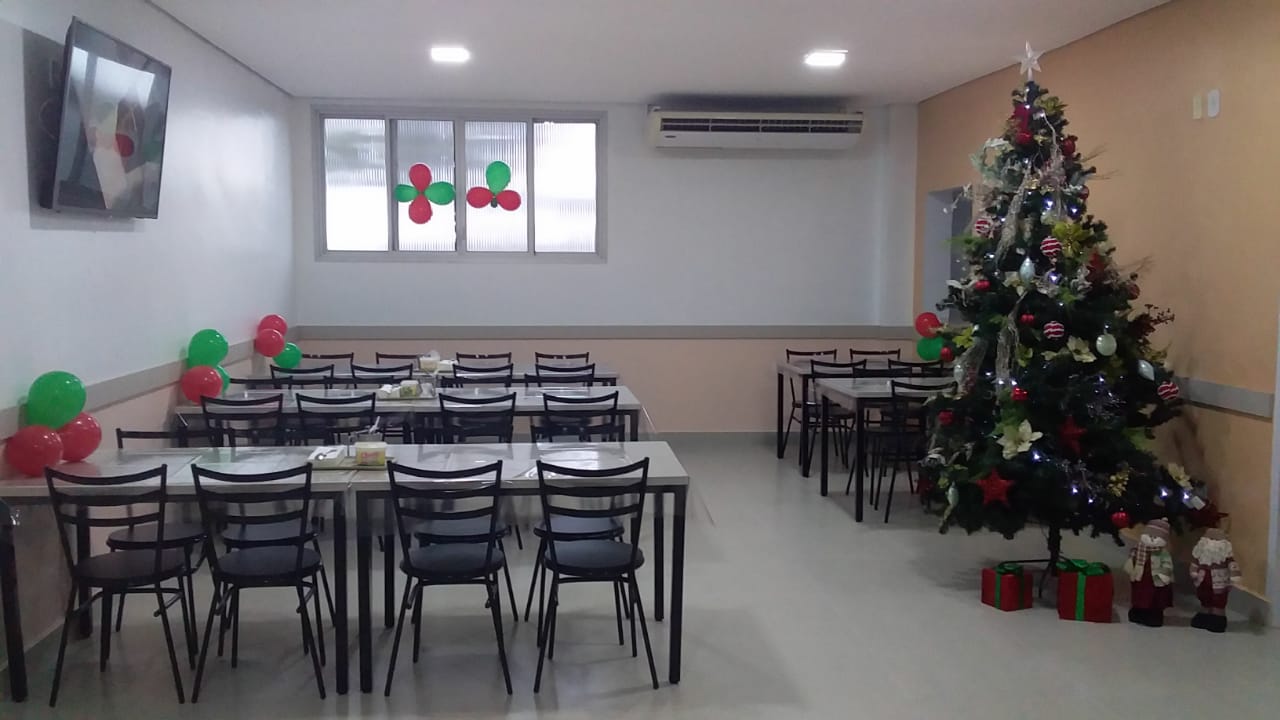 Reforma no refeitório do Hospital 10 de Julho